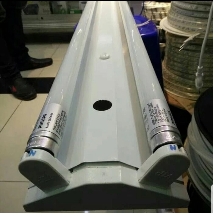 Jual Kap Lampu V LED 2x18 60cm kap V TL 2x18 Philips 60cm | Shopee ...