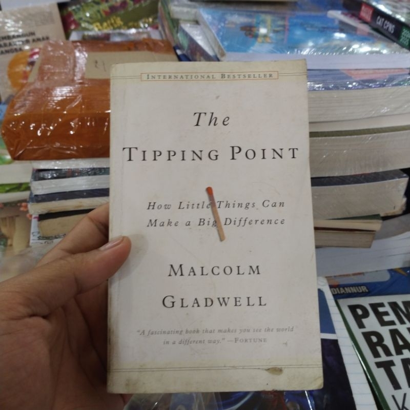 Jual buku import the tipping point by malcolm gladwell original ...