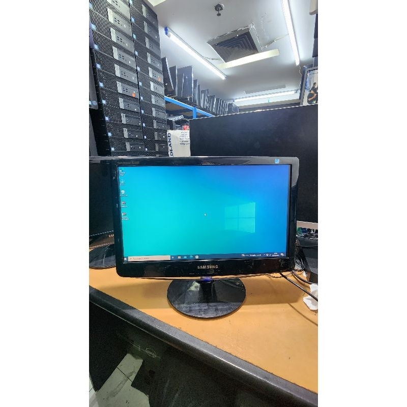Jual MONITOR 19 INCH WIDE MURAH JUAL MINES CUCI GUDANG | Shopee Indonesia