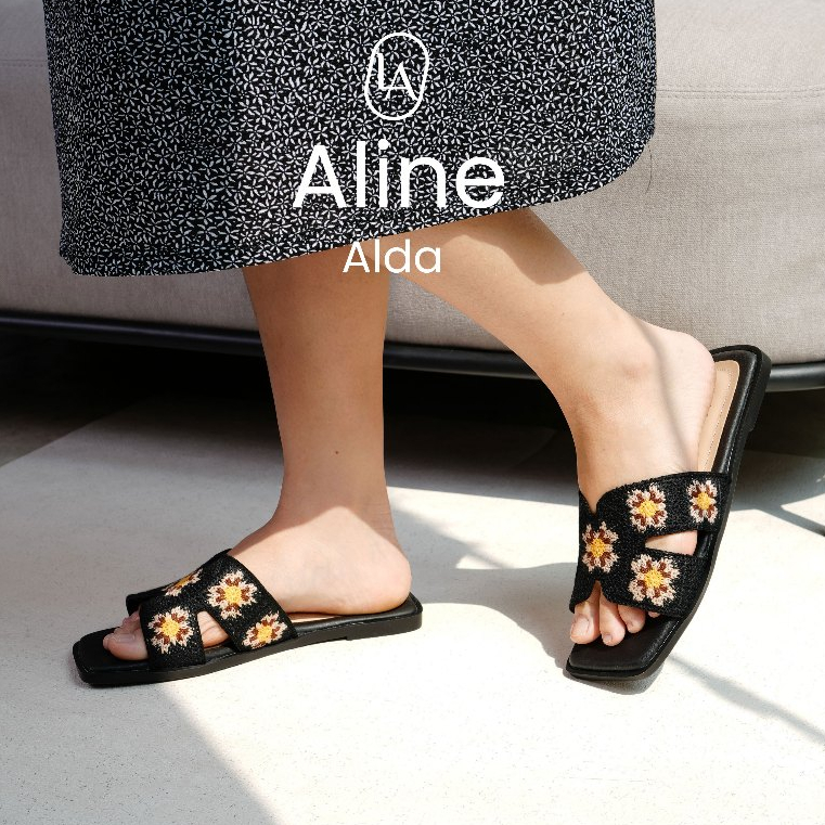 Jual ALINE Alda Sendal Flat Shoes Kekinian Wanita | Shopee Indonesia