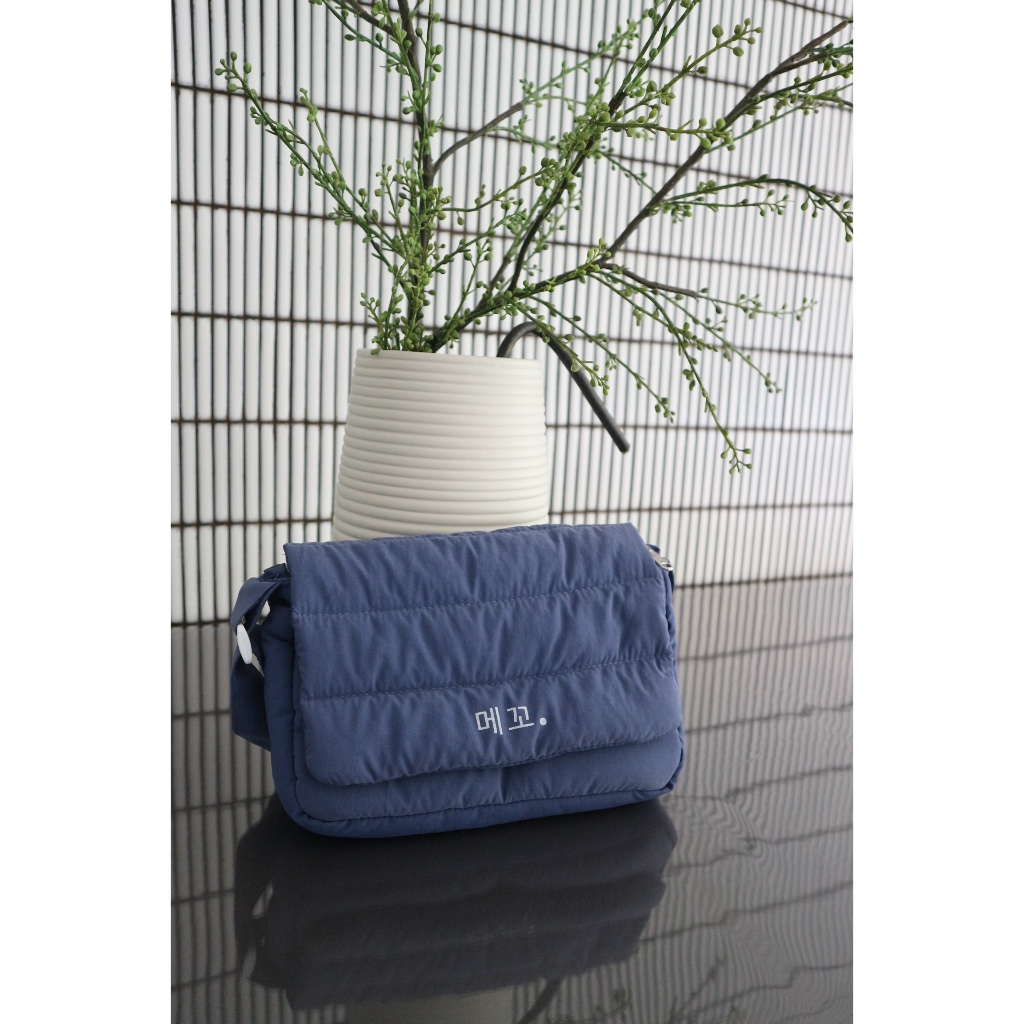 Jual MEKKO - Loofy Korean Slingbag Poofy bag Tas Selempang Nylon Bahu ...