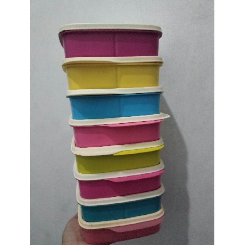 Jual Tupperware PL tempat bekal Loly bersekat warna tinggal pink ...