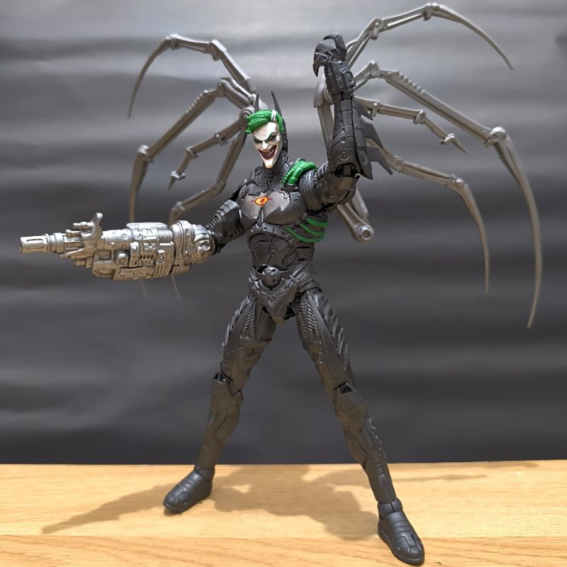 Jual McFarlane BAF Joker Bot Batman Future End | Shopee Indonesia