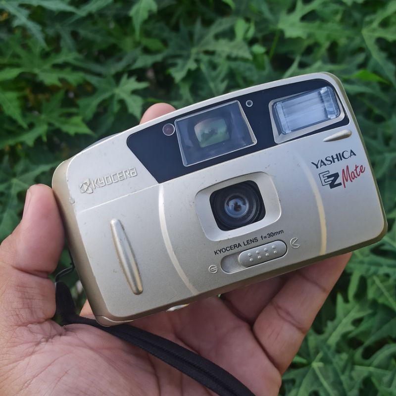 Jual KAMERA ANALOG YASHICA EZ MATE FUNGSIONAL NORMAL | Shopee Indonesia