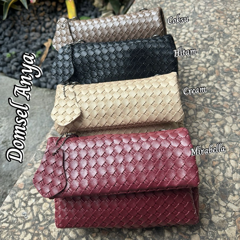 Jual Dompet Slendang Anyaman | Shopee Indonesia
