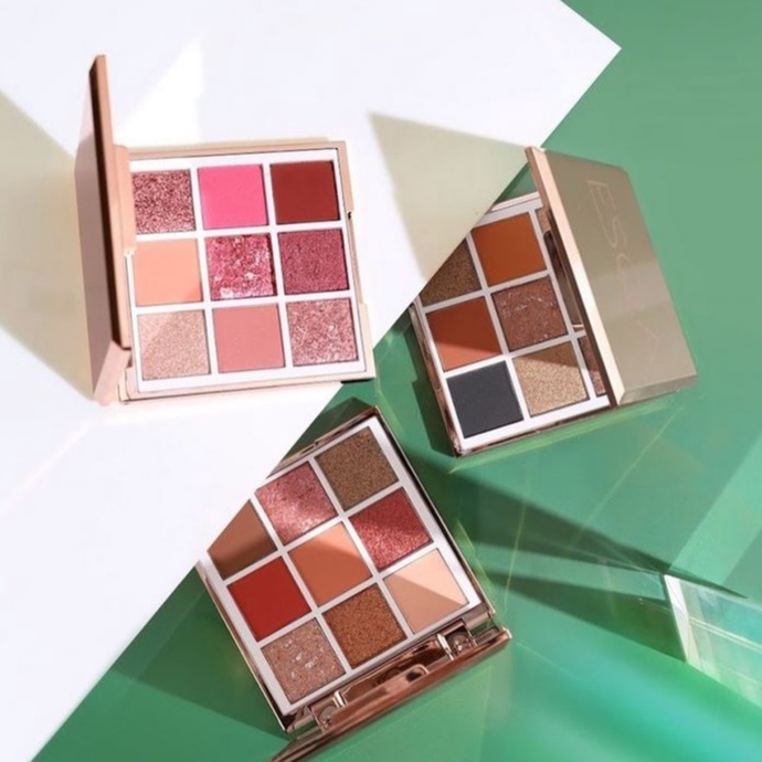 Jual ESQA Goddess Eyeshadow Palette - Pink - Mauve - Peach - Bronze ...