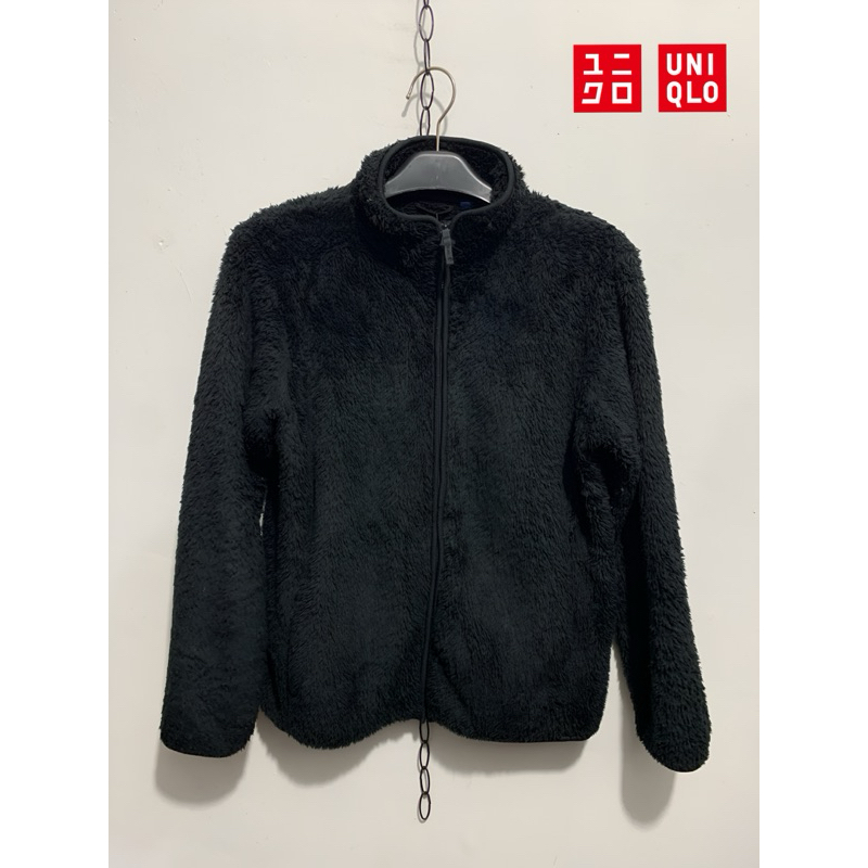 Jual Uniqlo Sherpa Carbon Black | Shopee Indonesia