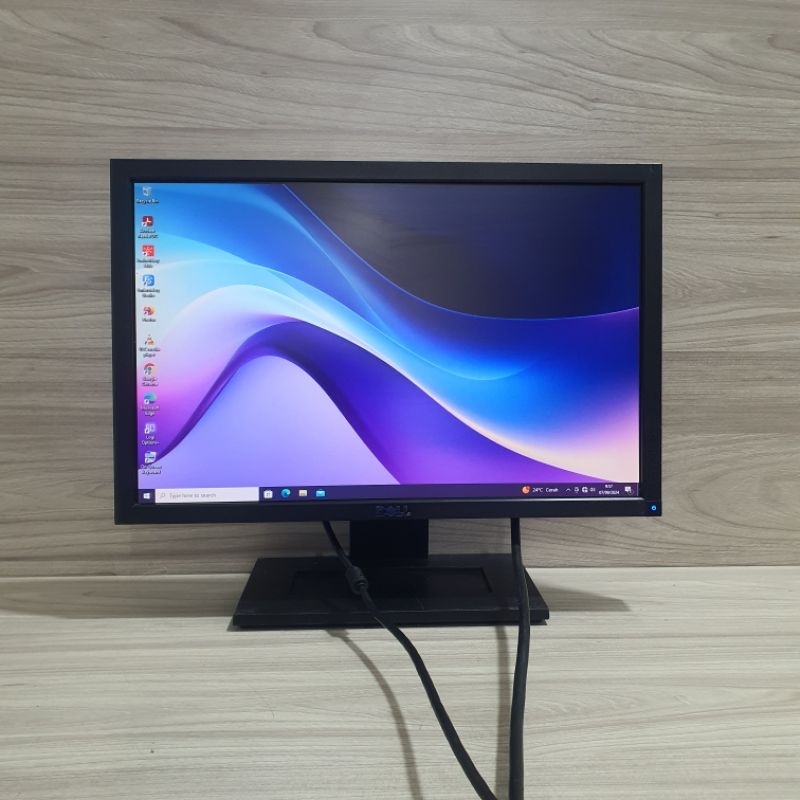 Jual Lcd Monitor Dell 19 Inch Widescreen Stand Bisa Vertikal/Horizontal ...