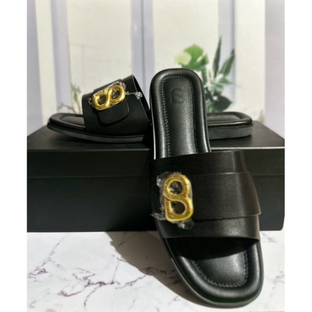 Jual FIKA SANDAL BUTTONSCARVES SIZE 39 (HITAM) | Shopee Indonesia