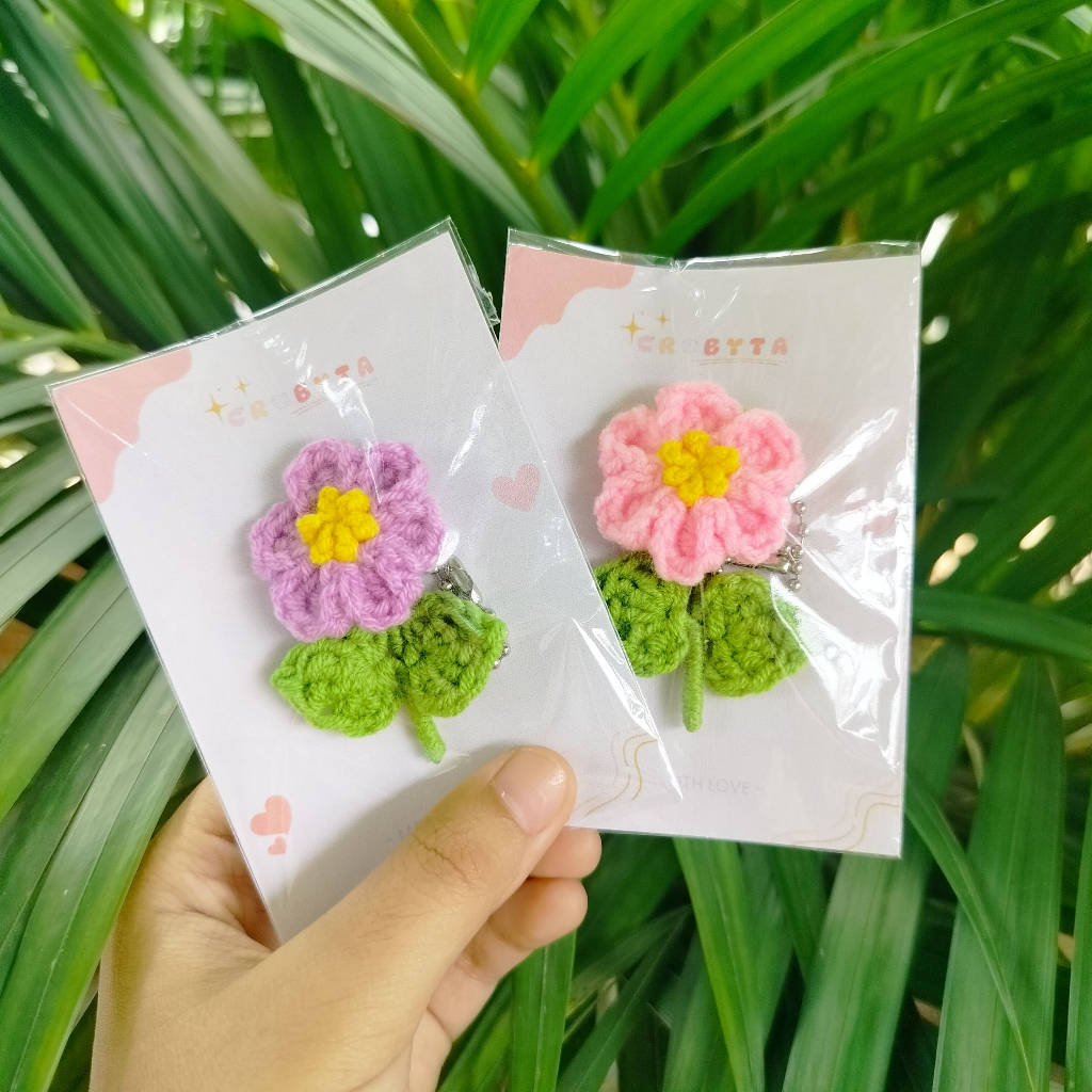 Jual ganci rajut murah bentuk bunga dengan daun dan tangkai | Shopee ...