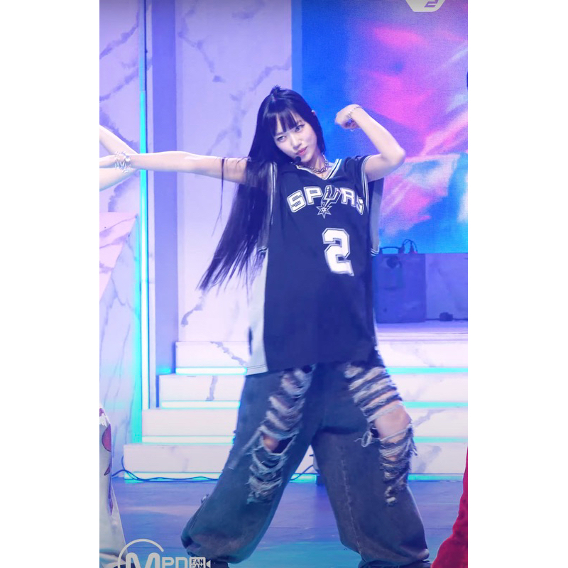 Jual 𝘾𝙃𝙍𝙊𝙈𝘼𝙏𝙄𝘾 | Meovv Meow Sooin Performance Outfit Sp*rs Jersey ...