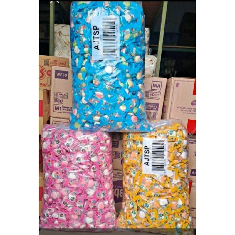 Jual Permen Yupi Kemasan 1kg Yupi Manis Los Kiloan Pink Biru Kuning ...