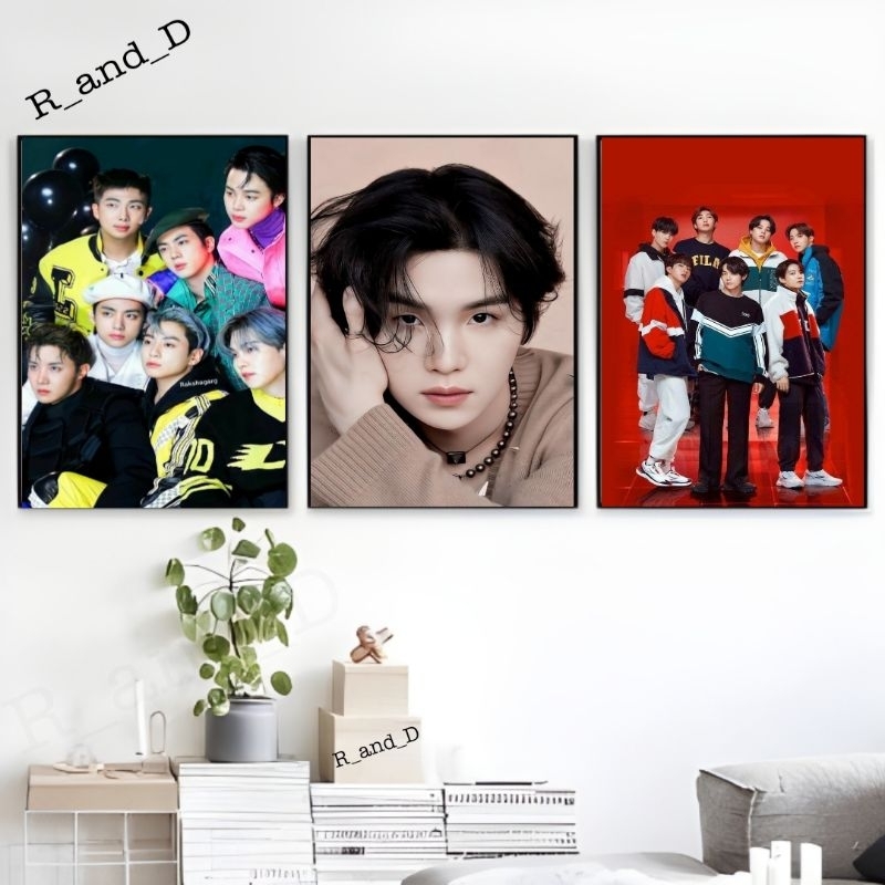 Jual BTS Kpop korean dekorasi dinding ukuran 47x31, hiasan dinding boyband korea, poster dinding ...