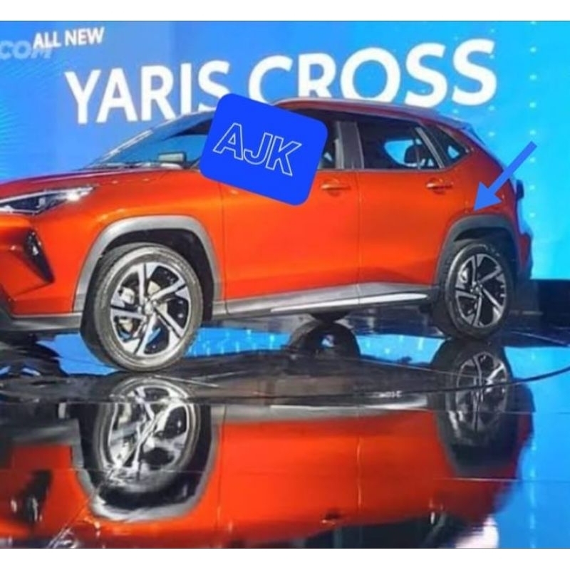 Jual jual over fender spakboard belakang mobil toyota yaris cross thn ...