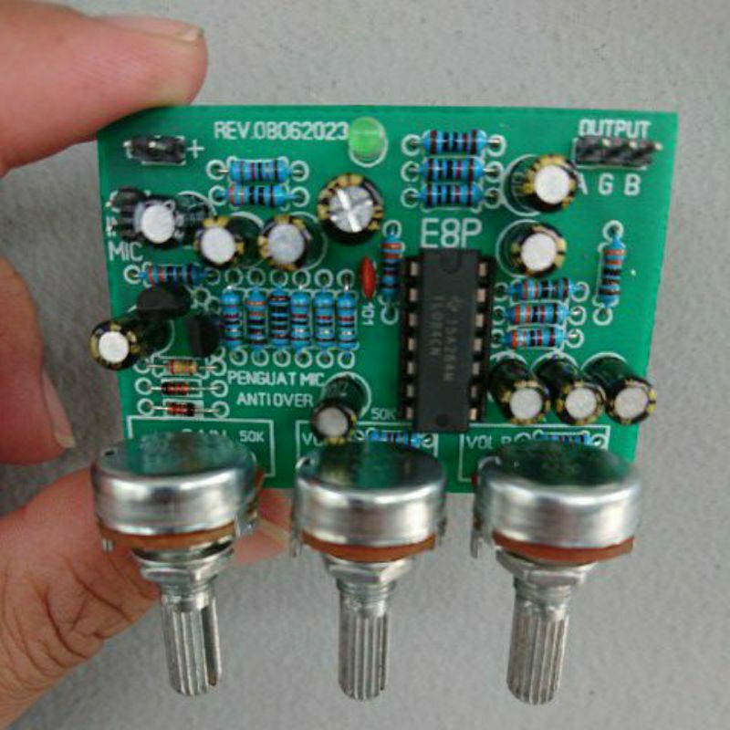 Jual Kit penguat mic anti over 2 kontrol volume dan 2 output | Shopee ...