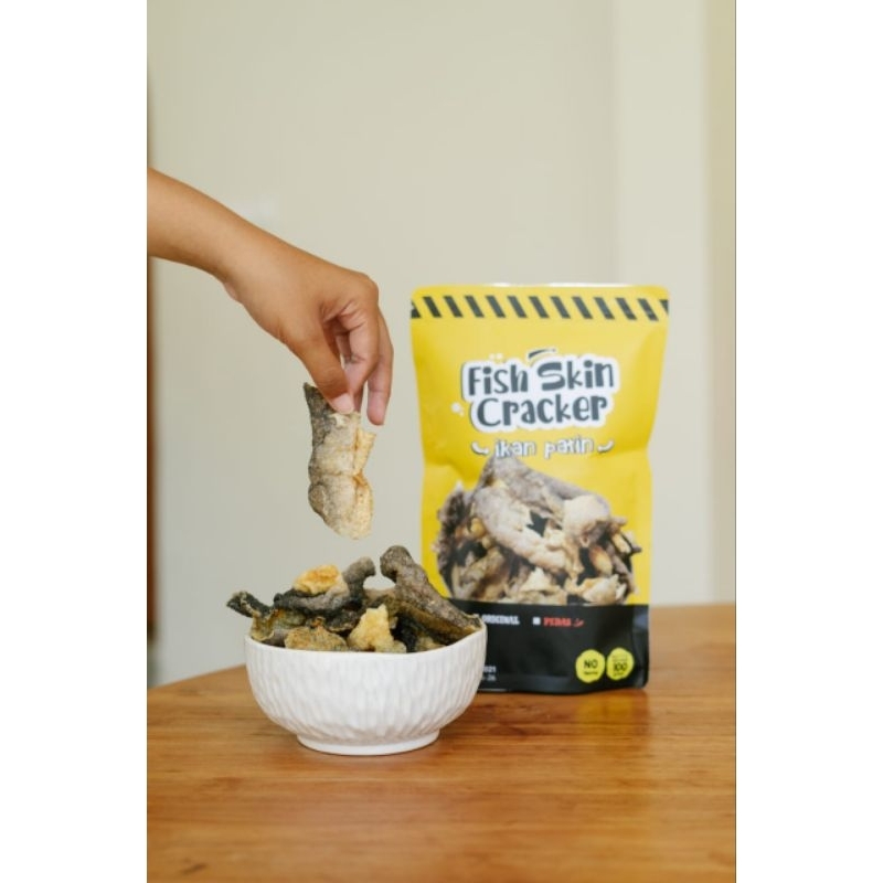 Jual Kerupuk Kulit Ikan Patin 100 gram (Fish Skin Keto) _ Gurih ...