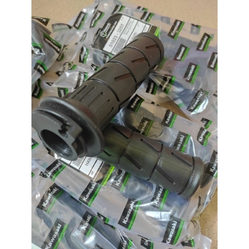 Jual Handgrip Kaze + Slongsong gas Jalu stang Pcx ori , Handfat Kazze ...