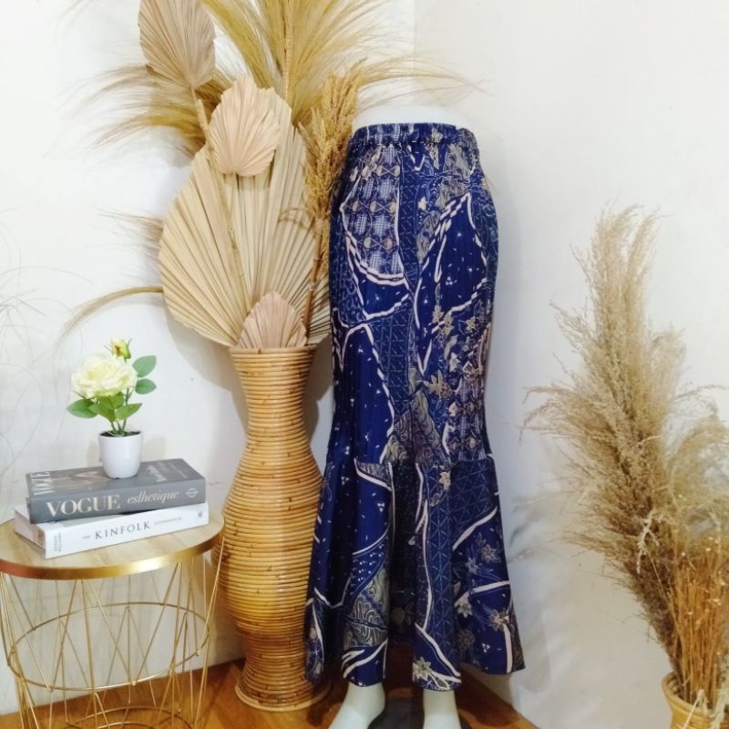 Jual Rok Batik Duyung Plisket KERASAKTI ABU S - Jumbo / Rok Bawahan ...