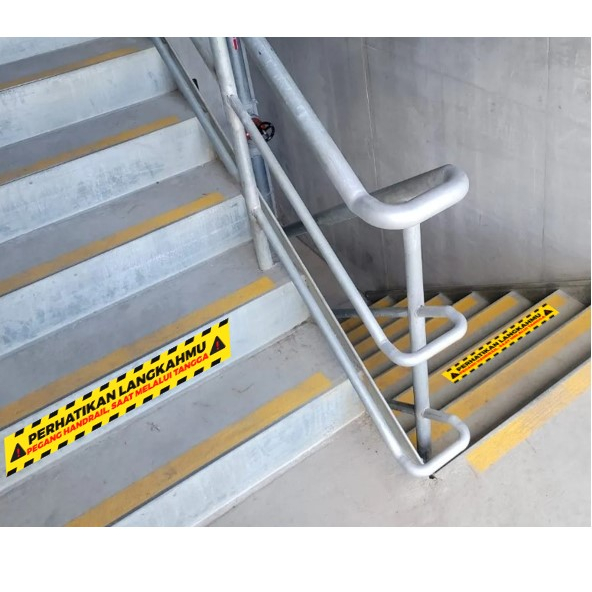 Jual Stiker Lantai | Stiker Himbauan Lantai Basah | Stiker Lantai Batas ...