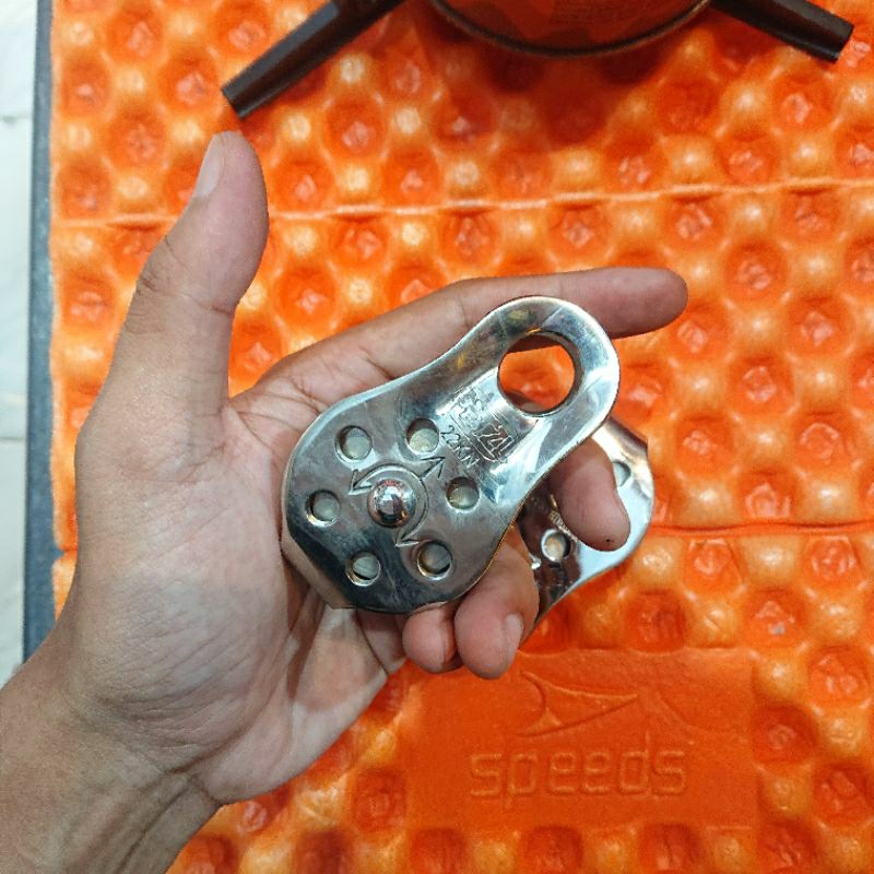 Jual Petzl pulley fixe steel fix original pulley tandem outbound ...