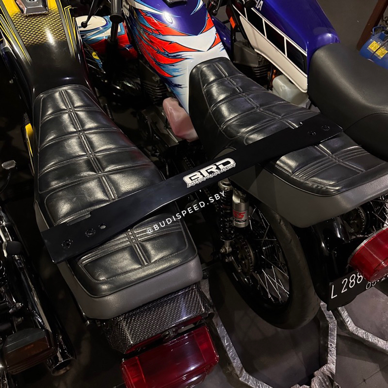 Jual Cover Radiator Innova Reborn / Fortuner VRZ / Hilux Revo Original ...