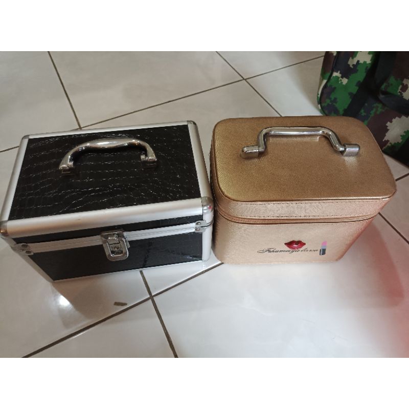 Jual beauty case gold (yg hitam sdh sold) | Shopee Indonesia