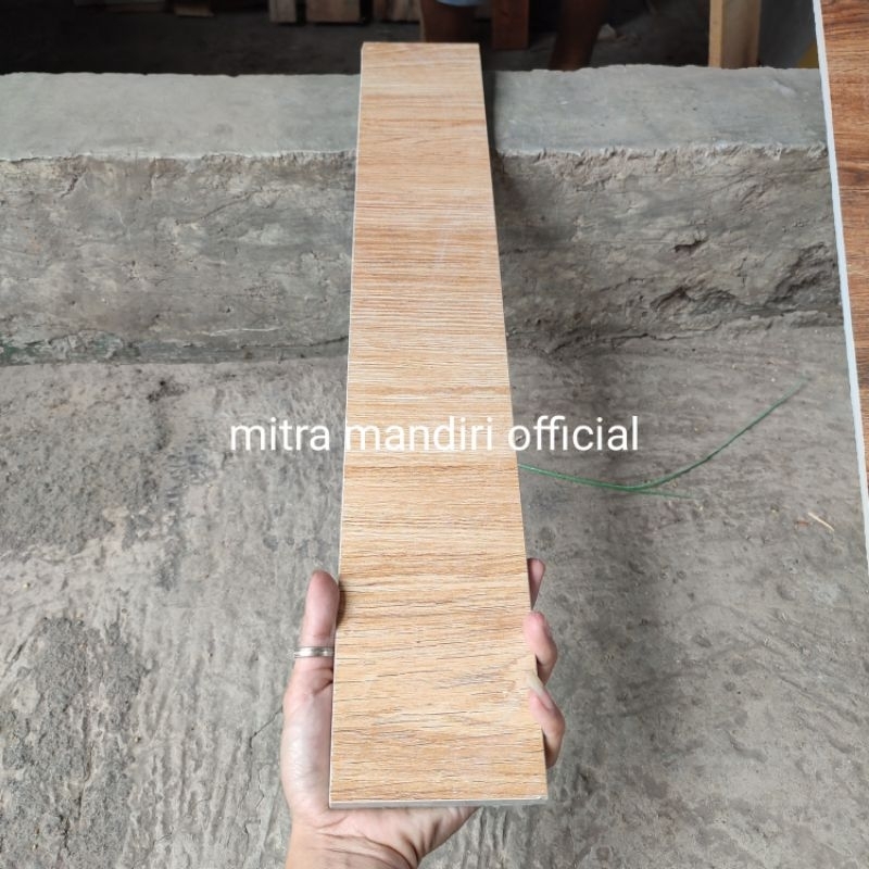 Jual List plint granite 10x60 / 15x60 Dwillaw late | Shopee Indonesia