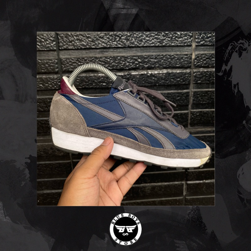 Jual REEBOK AZTEC NAVY ORIGINAL | Shopee Indonesia