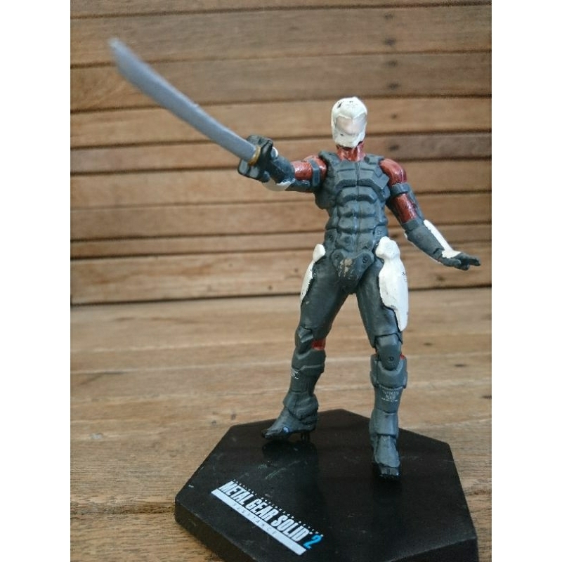 Jual Konami Figure Cyborg Ninja Metal Gear Solid 2 Bekas | Shopee Indonesia