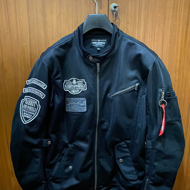 Jual Rabbit and wheels jacket not yellow corn | Shopee Indonesia