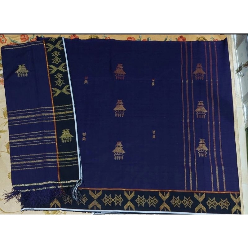 Jual Set tenun benang ratus motif rumah adat warna unggu tua | Shopee ...