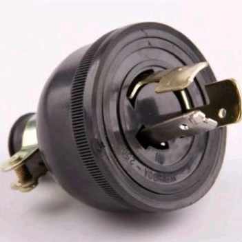 Jual Colokan Genset Colokan Plug 3 Kaki Model USA Tahan Panas | Shopee ...