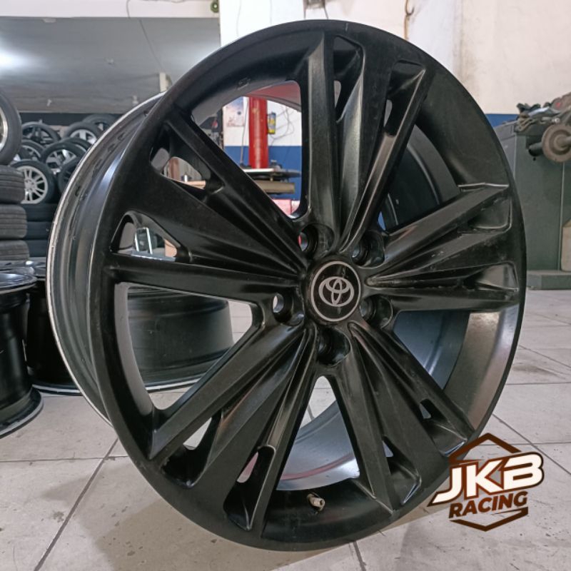 Jual VELG SECOND | REPLIKA INNOVA VENTURER RING 18X8 PCD 5X114'3 ET 40 ...