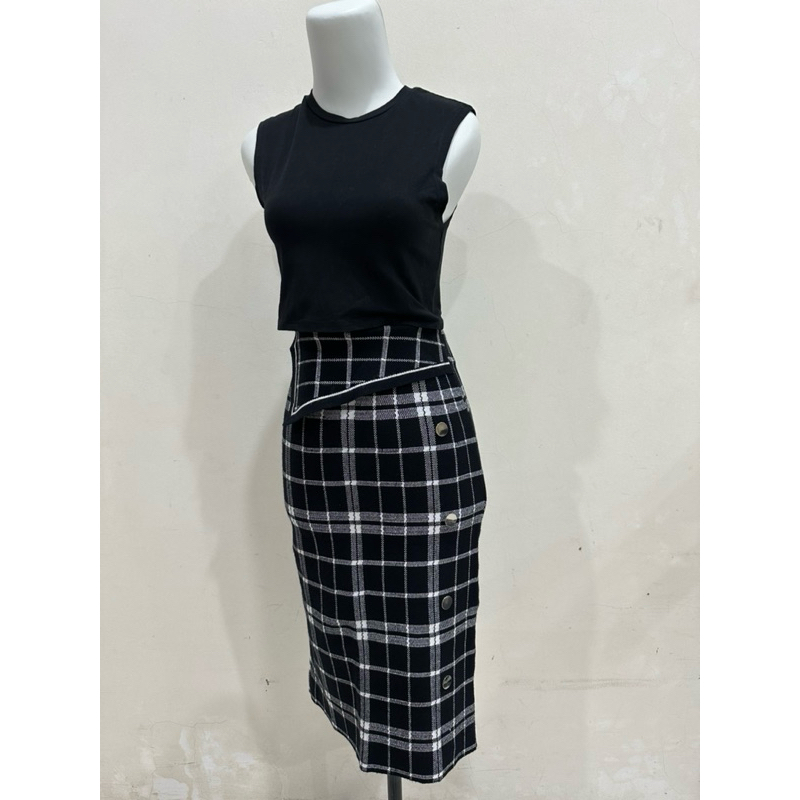 Jual Rok Knit Kotak dan Polos | Shopee Indonesia