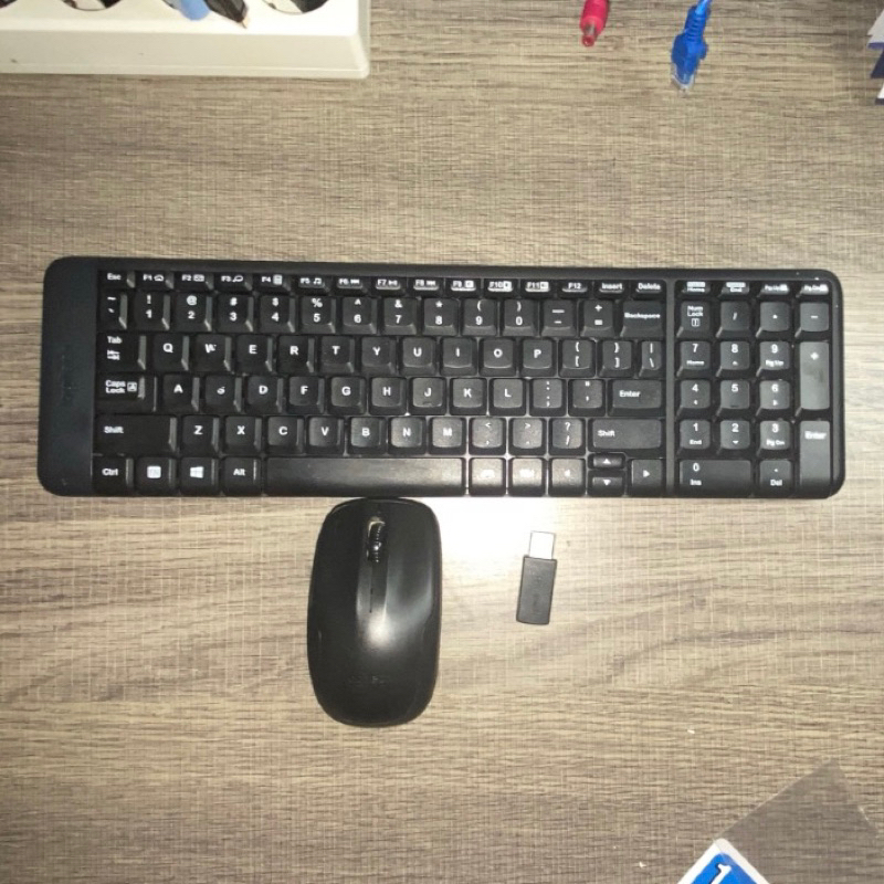 Jual Logitech MK215 Combo Keyboard dan Mouse Wireless Compact (SECOND ... Jual Logitech MK215 Combo Keyboard dan Mouse Wireless Compact (SECOND ...