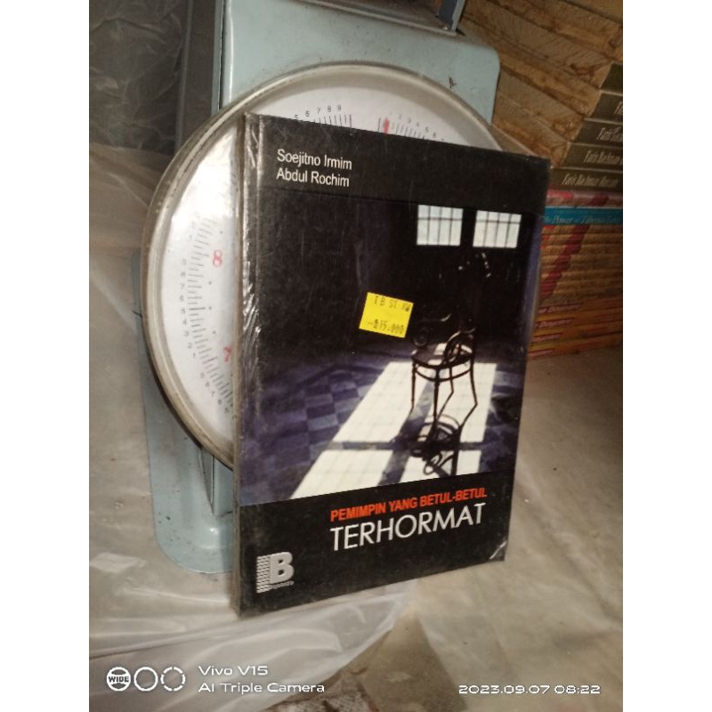 Jual BUKU PEMIMPIN YANG BETUL BETUL TERHORMAT | Shopee Indonesia