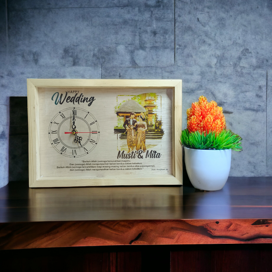 Jual Jam kayu custom 3D hadiah pernikahan dan ulang tahun | Shopee ...