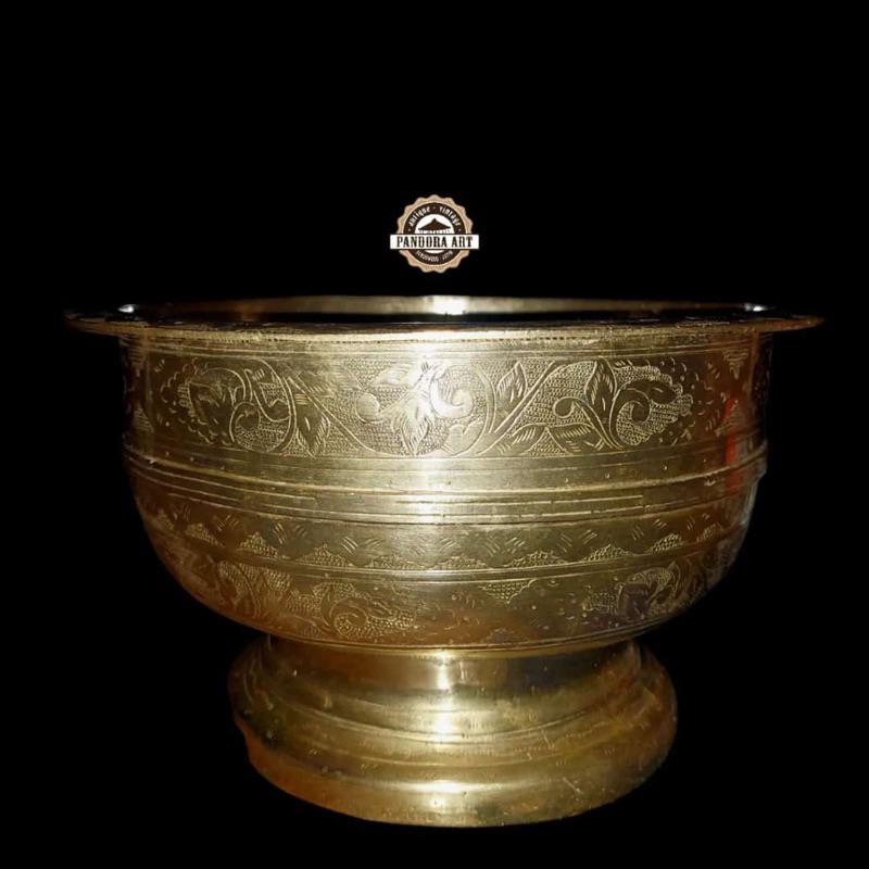 Jual Bokor ukir kuningan lawas size BESAR ( B355 ) | Shopee Indonesia