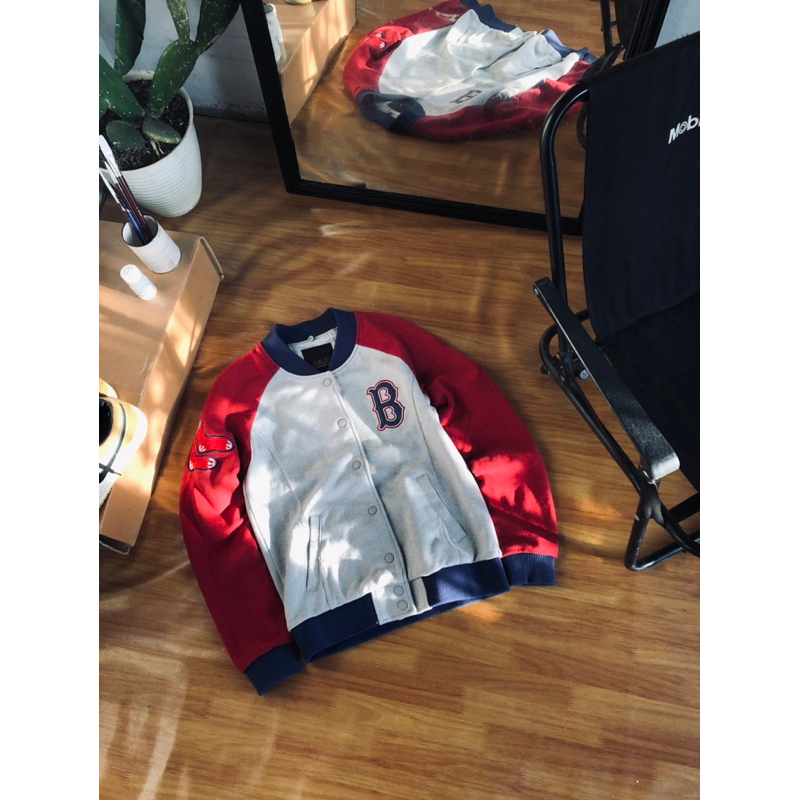Jual varsity second brand mlb | Shopee Indonesia