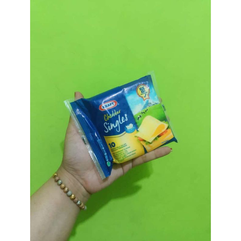 Jual keju Kraft slice isi 8 (exp Agustus 2024) | Shopee Indonesia