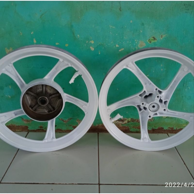 Jual Velg Depan Belakang Mio Sporty/Mio Soul/Fino Karbu Original ...