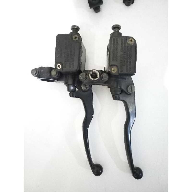 Jual Master Rem Depan Bajay Pulsar 200Ns (Bybre) | Shopee Indonesia