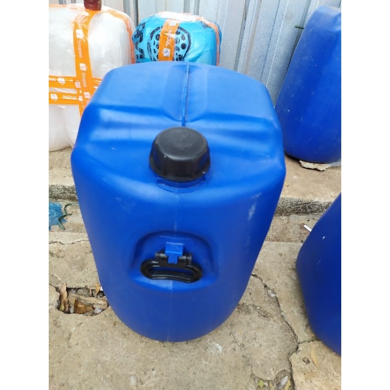 Jual JERIGEN 50 LITER BEKAS STOCK TERBATAS | Shopee Indonesia