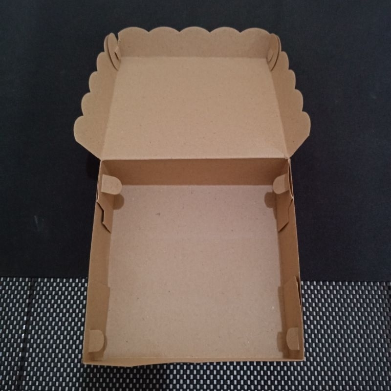 Jual KOTAK NASI COKLAT KRAFT R10 20X20X5 KARFUS NASI TEBAL | Shopee ...
