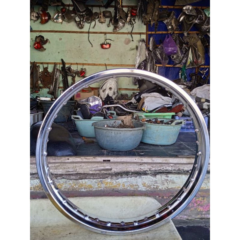 Jual Velg Ring 18 uk 160 merk Hm Original | Shopee Indonesia