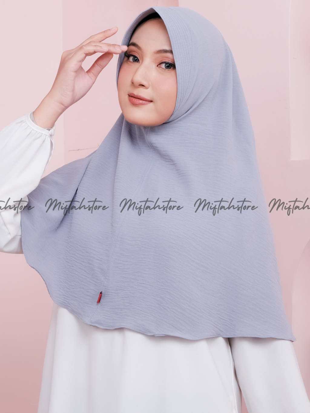 Jual HOT SALE!!! Hijab Bergo Ped Crinkle Airflow Premium Original MIFTAH Size (L) | Shopee Indonesia