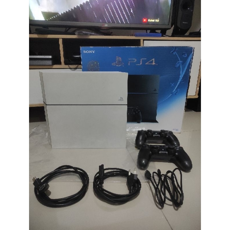 Jual PS4 FAT WHITE 1TB CUH 1200 A | Shopee Indonesia