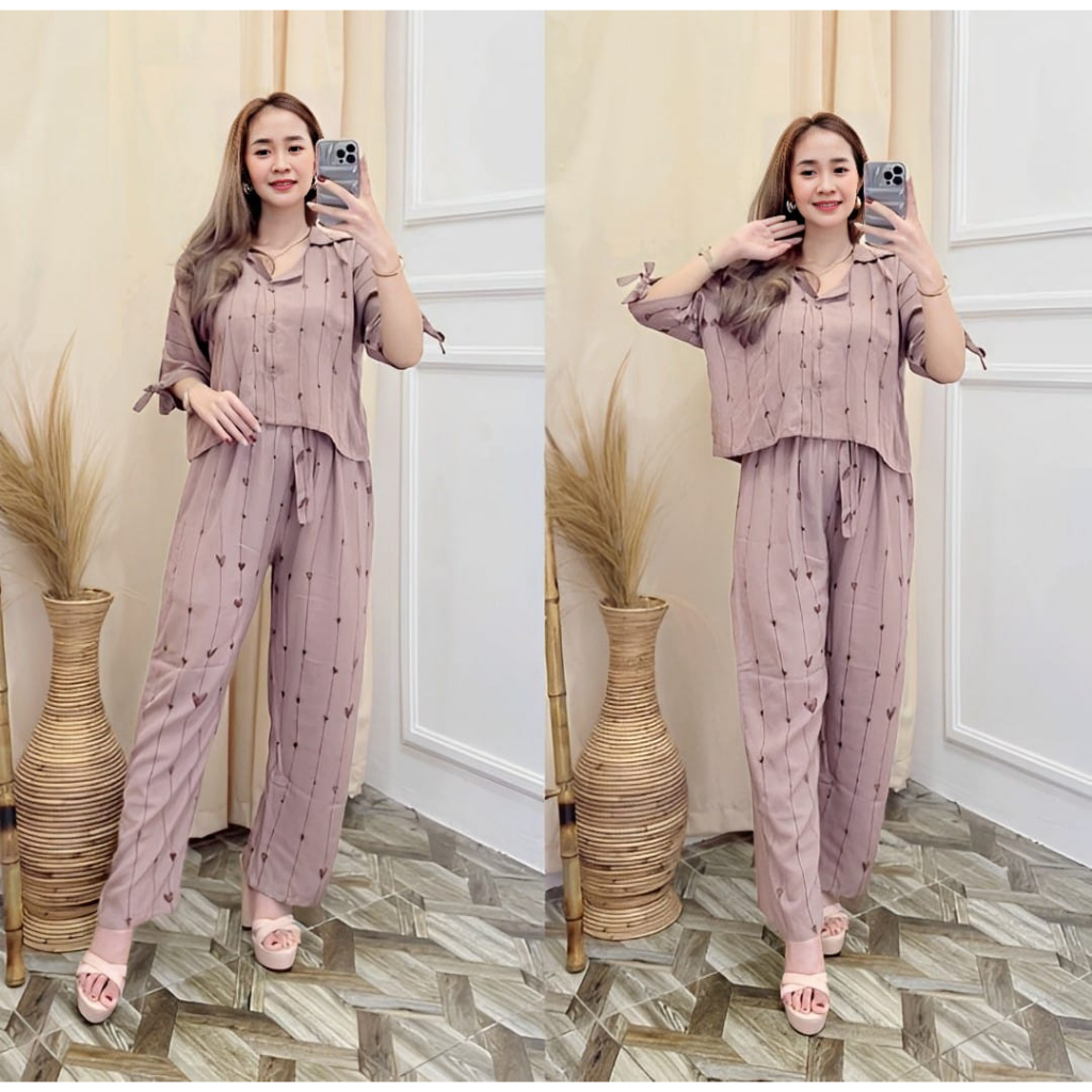 Jual Setelan Wanita – One set Crop Top Motif Love Allsize Handmade Soft Color Lengan Pendek ...