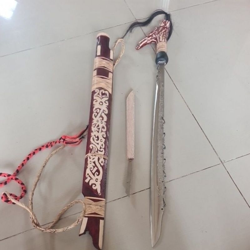Jual Mandau etnik Dayak ukir khas dayak kalimantan panjang -+ 80 cm ...