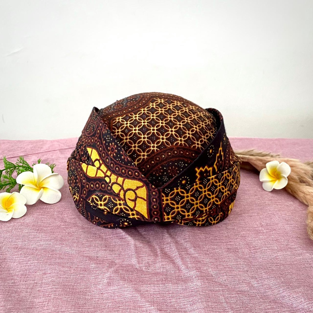 Jual Blangkon/Blangkon Motif Batik/Blangkon Tedhak Sinten/Blangkon ...